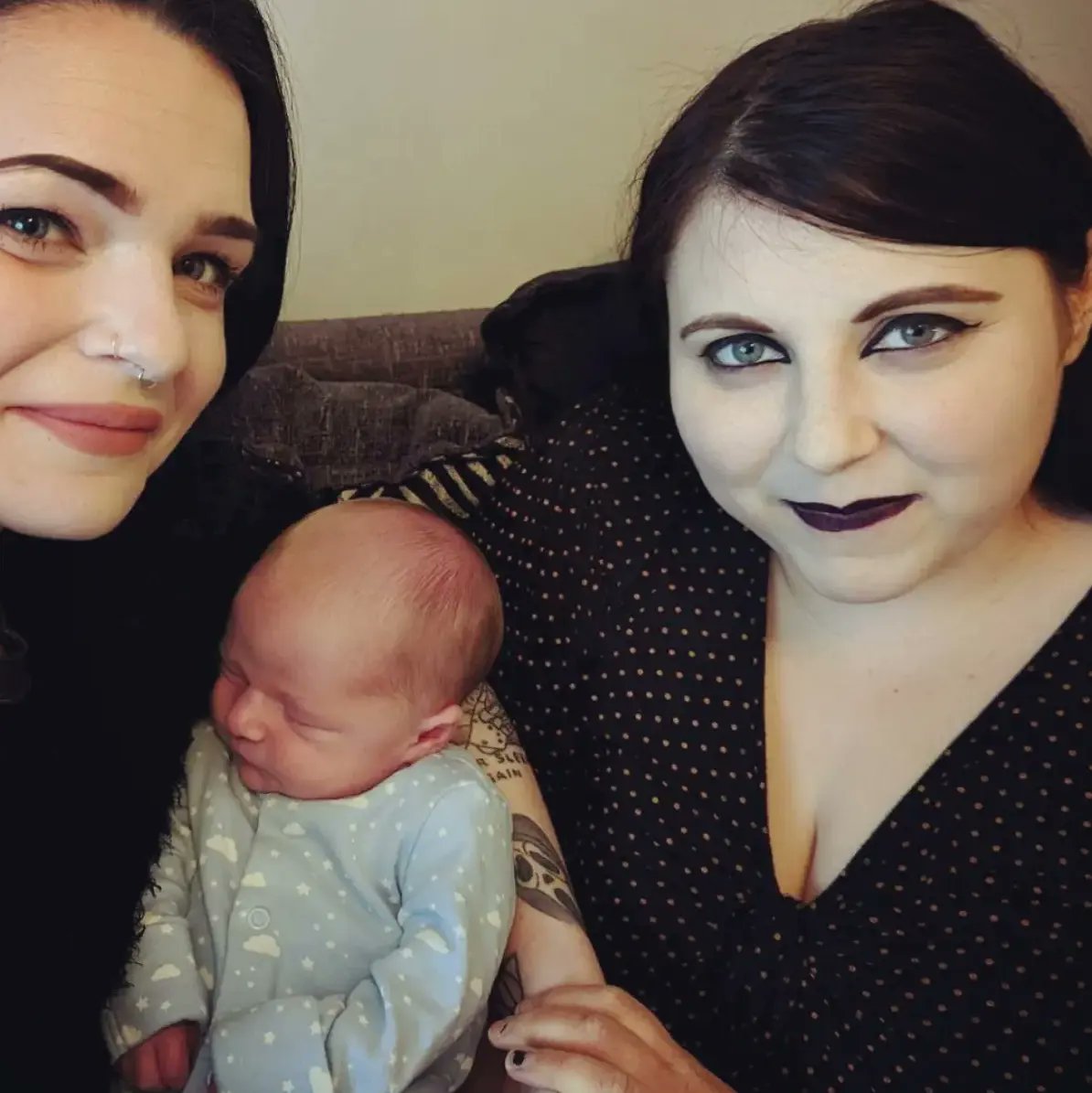 Jennifer Goth's Instagram, Twitter & Facebook on IDCrawl