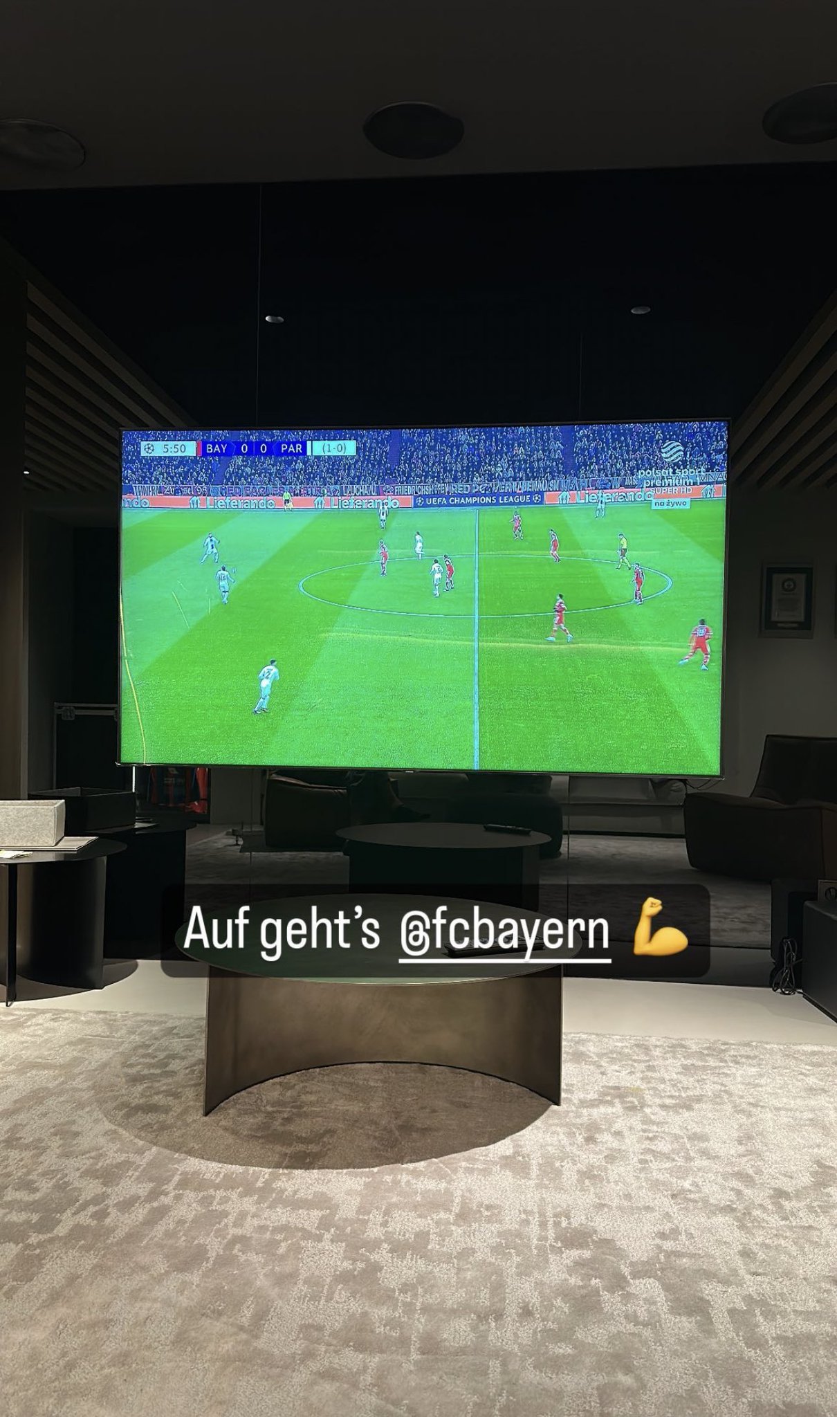 FCB World on Twitter: "ليفاندوفسكي IG : هيا بنا @fcbayern 💪 https://t.co/qWVWBLCile" / Twitter