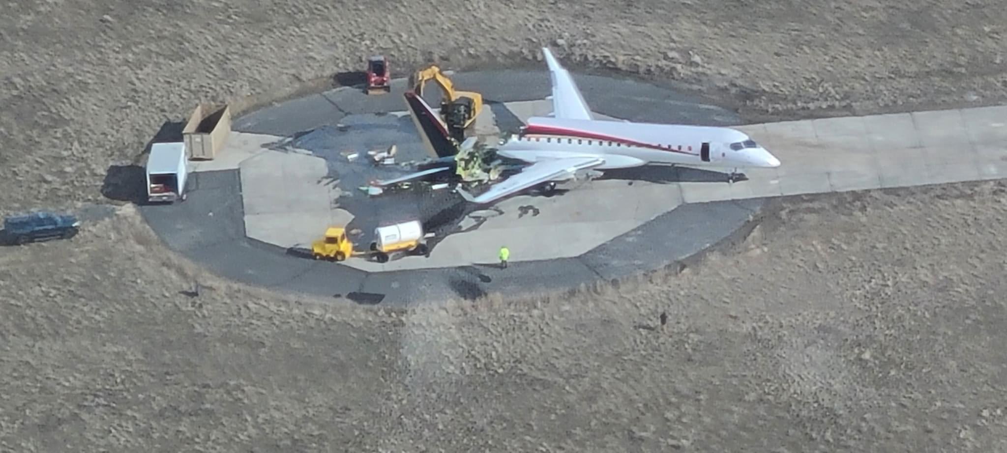 宇推くりあ🚀 ️‍🔥JAXA H3ロケット応援サポーター on Twitter: "MRJちゃん......... 今日、スクラップにされたみたい。 このMRJはグラント郡国際空港で試験飛行を ...