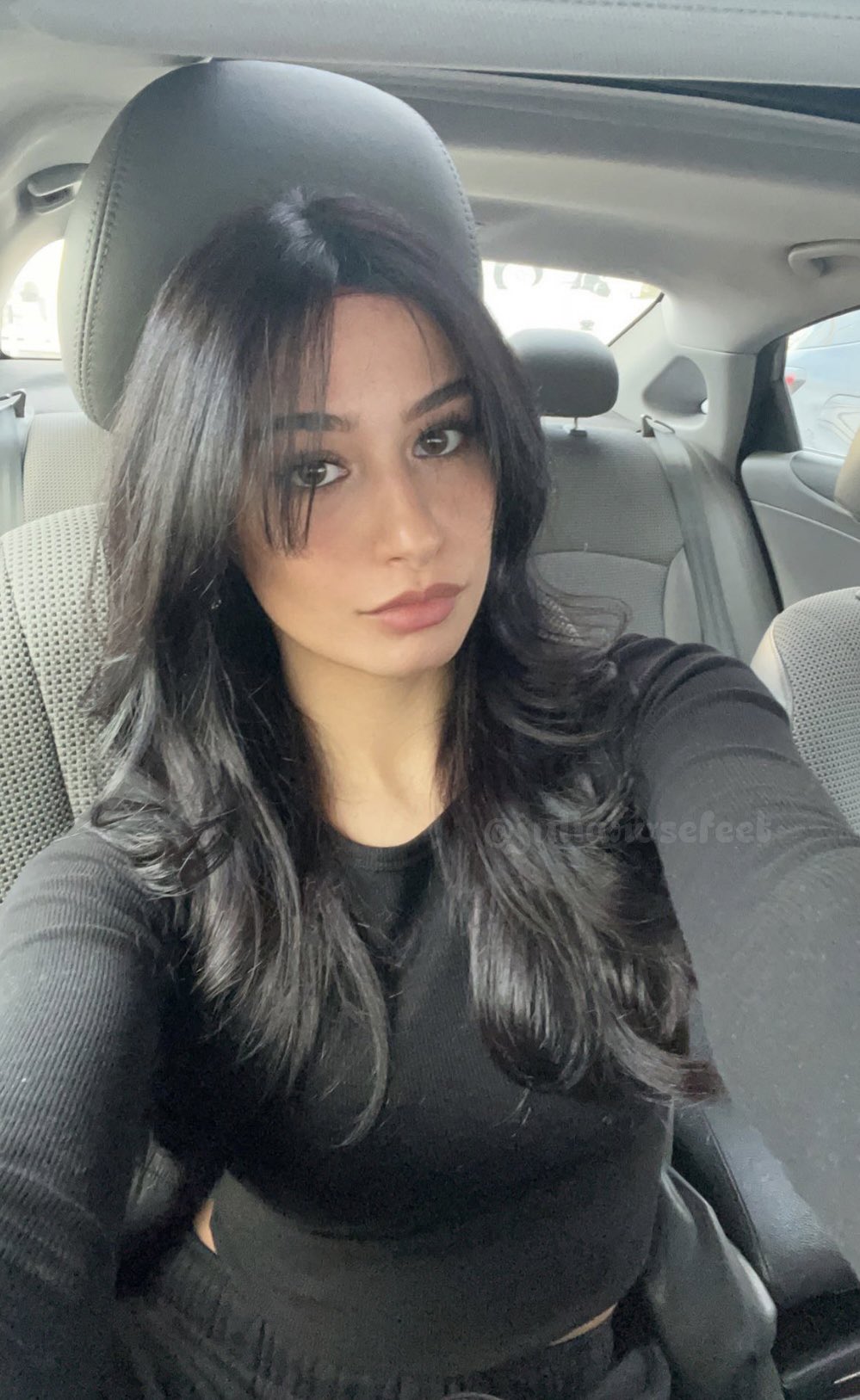 Goddess Bella 🖤 on Twitter: "i got my hair done and i look hotter than ever omg 💦 https://t.co ...