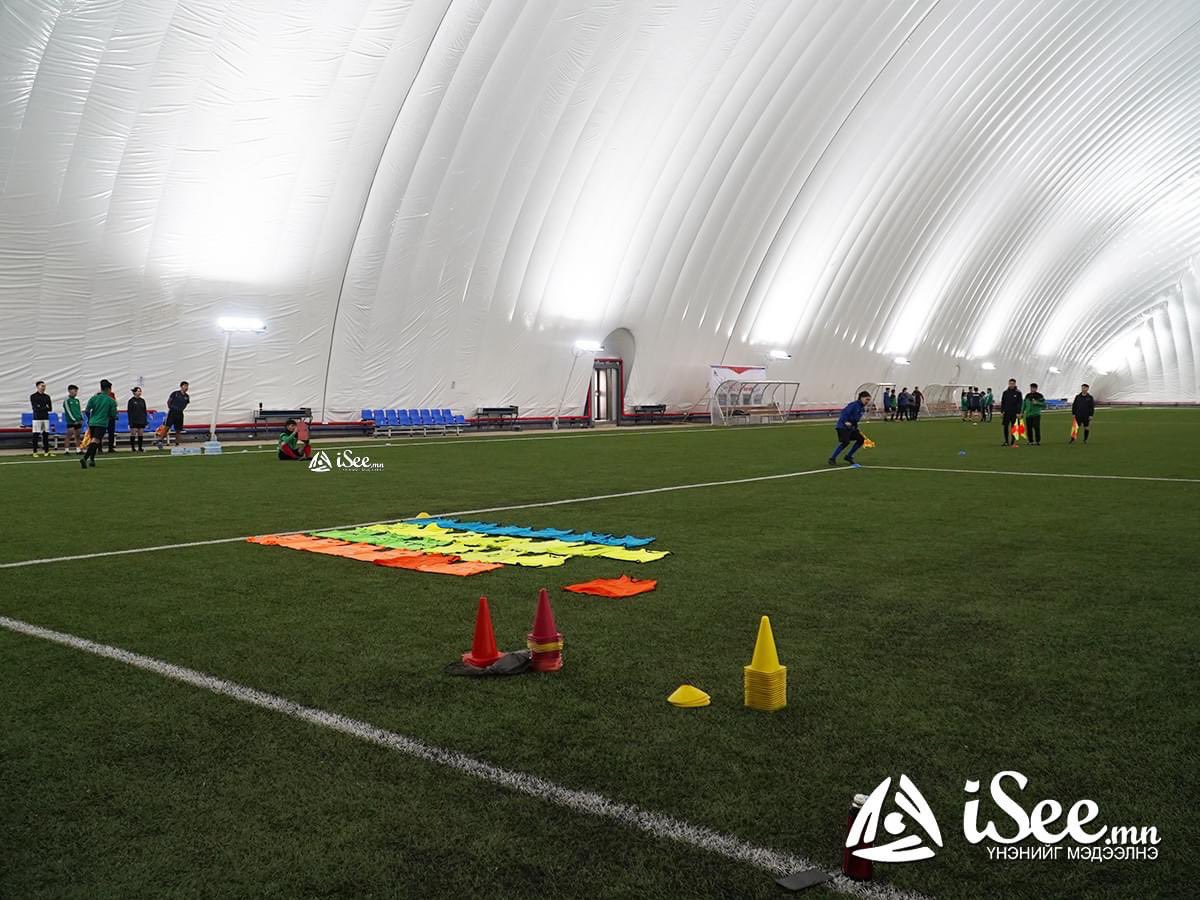 Батцэнгэл On Twitter Гадаа тоглох боломжтой хэдхэн сартай манайд ёстой хэрэгтэй бүтээн