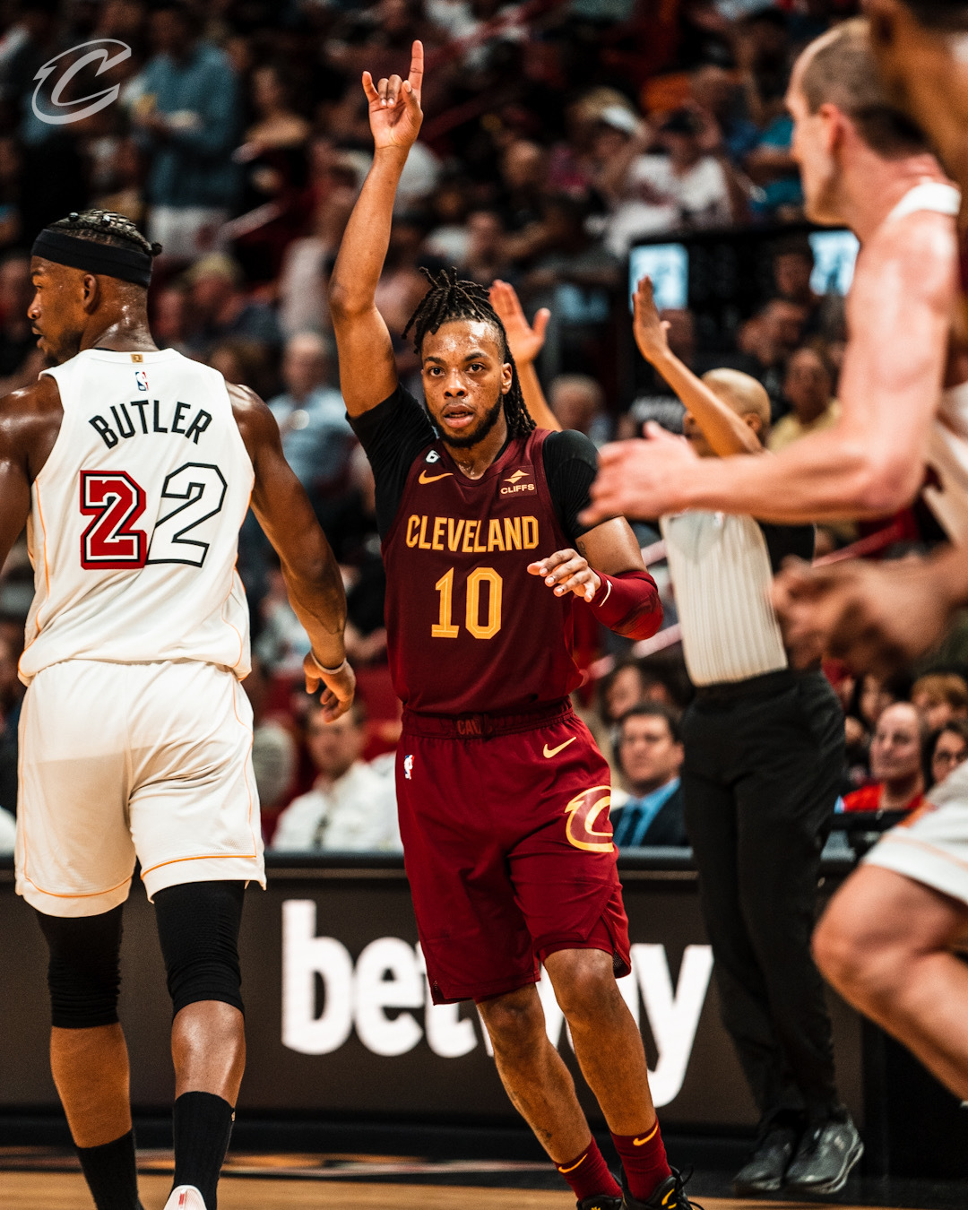 Cleveland Cavaliers on Twitter: "CAVS WIN! #LetEmKnow https://t.co/AgpSI4NW0L" / Twitter