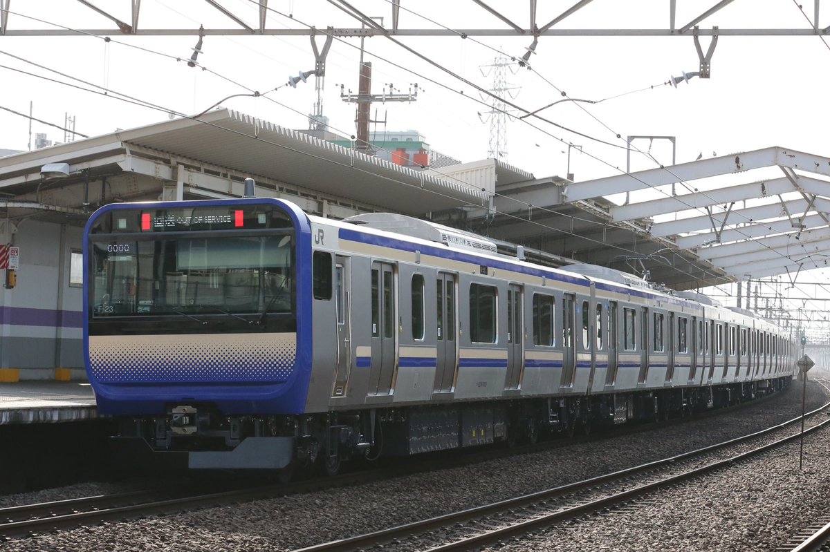 くもは165-1 on Twitter: "今日の武蔵野線から 単8582 EF210-326＋EF65 2076ムド＋HD300-8ムド 配9644 EF64 1030＋E 235系F-23 ...