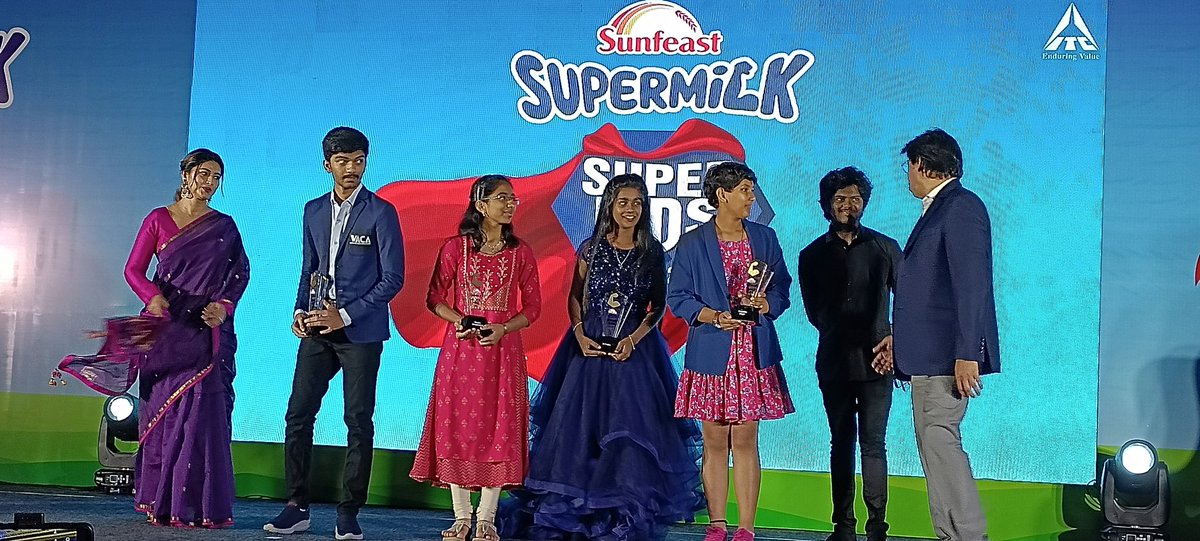 Gukesh D on Twitter: "All the 5 Sunfeast Supermilk Superkids awardees 2023"
