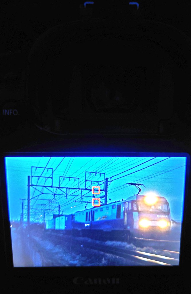 急行ちくま on Twitter: "8878レ EF64-1036+EF64-1013+タキ16両 81レ EF64-1018+コキ13両 2082レ EH200-4+コキ13両 全便概ね ...