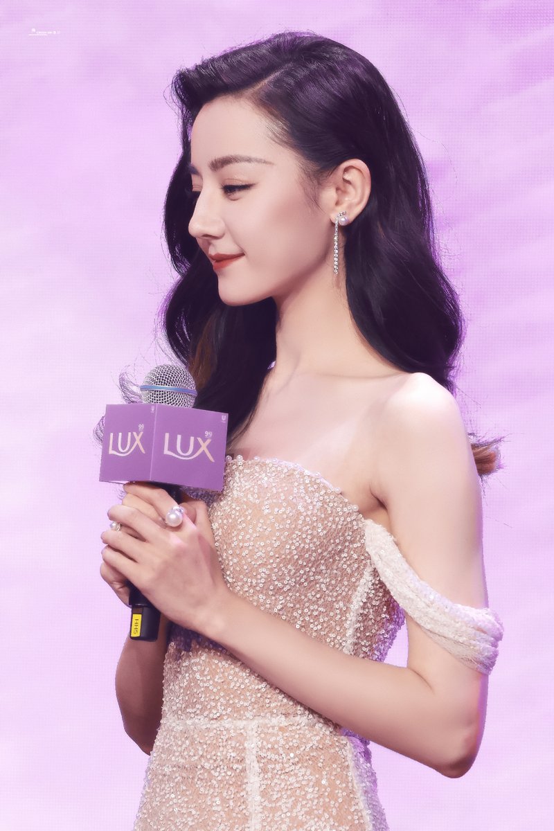 dilraba63_fanclub on Twitter: "【安利】 230309 🌷 春天温柔了九州山河 而你温柔了春天 [Recommendation] 2023/03/09 Lux's ...