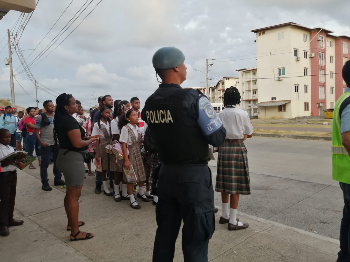 Policía Nacional On Twitter A Toda Hora Nuestras Unidades De La