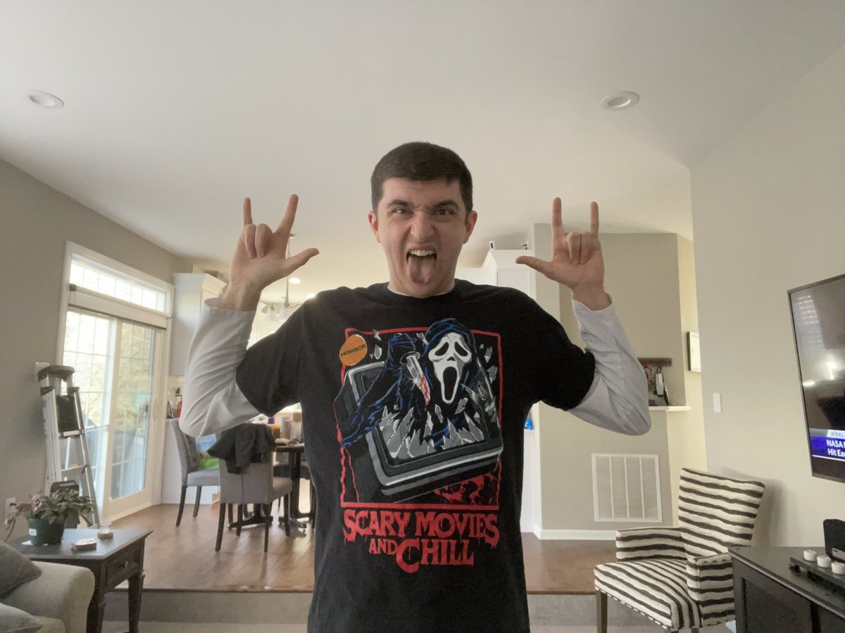 Alec Behan On Twitter Wearing My Scary Movies And Chill Ghostface