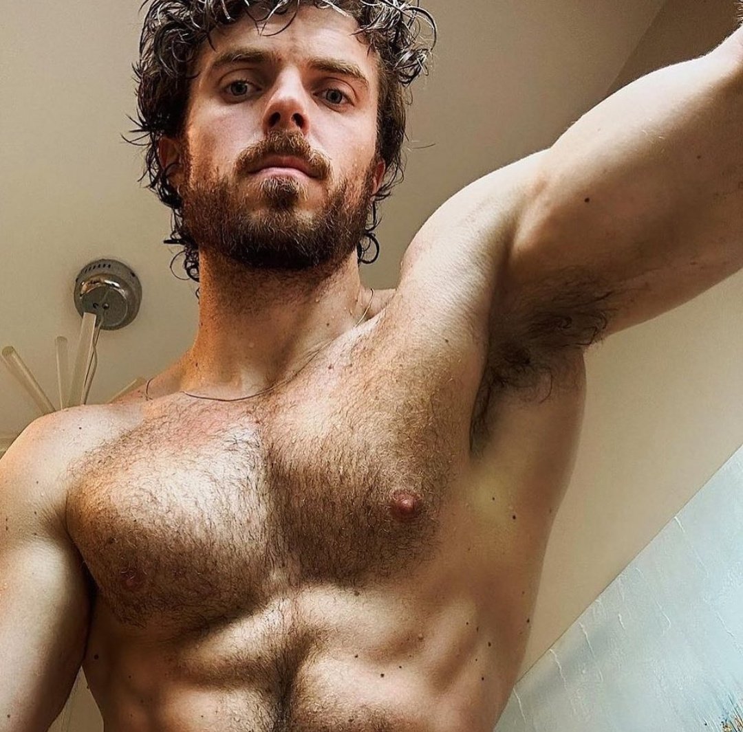 Pits Fetish on Twitter: "Lick my sweaty pits 👅"