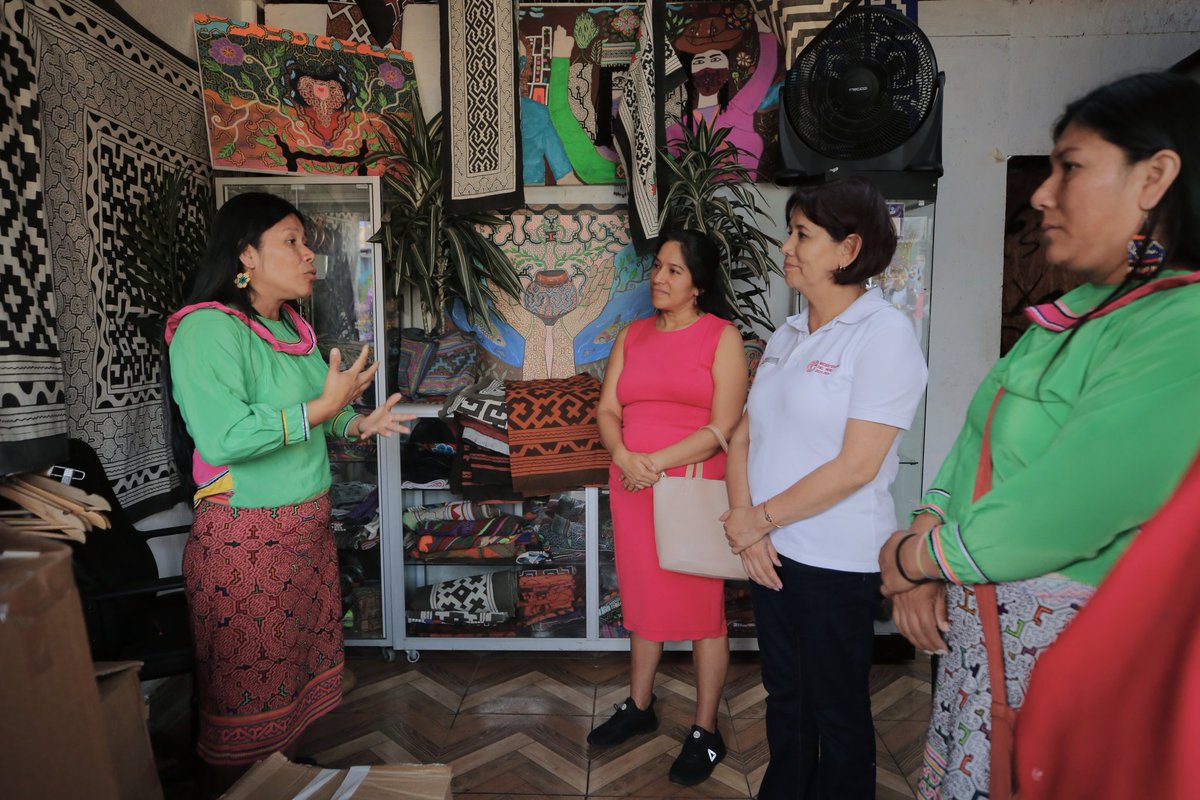 Ministerio de la Mujer y Poblaciones Vulnerables on Twitter: "La ministra Nancy Tolentino visitó ...