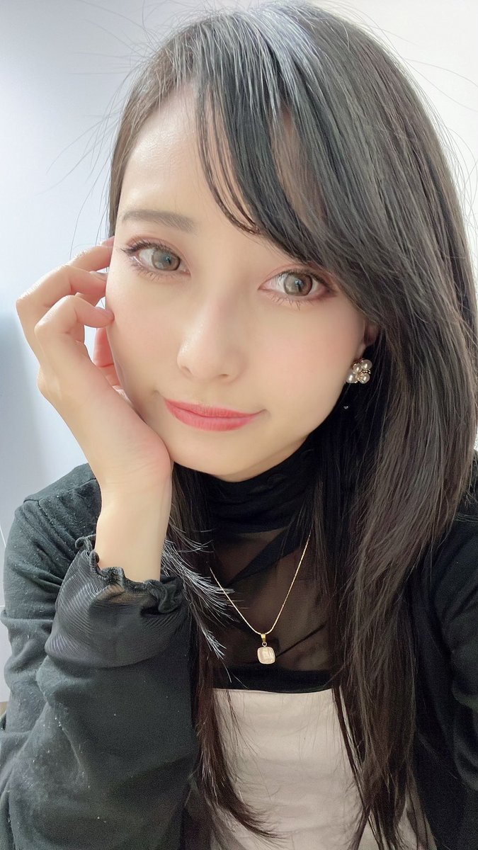 DanDanDayo~~ on Twitter: "RT @jiena_gaim: 吉岡さんち！とコラボ20:00〜！ 21:00〜はすみずみまで🙆‍♂️ コメント待っとるよ〜！ https ...