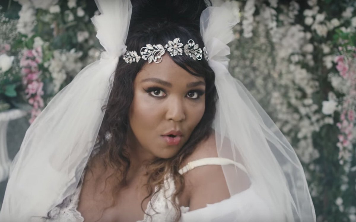 Pop Crave on Twitter: "“Truth Hurts” by @Lizzo has reached 900 MILLION ...