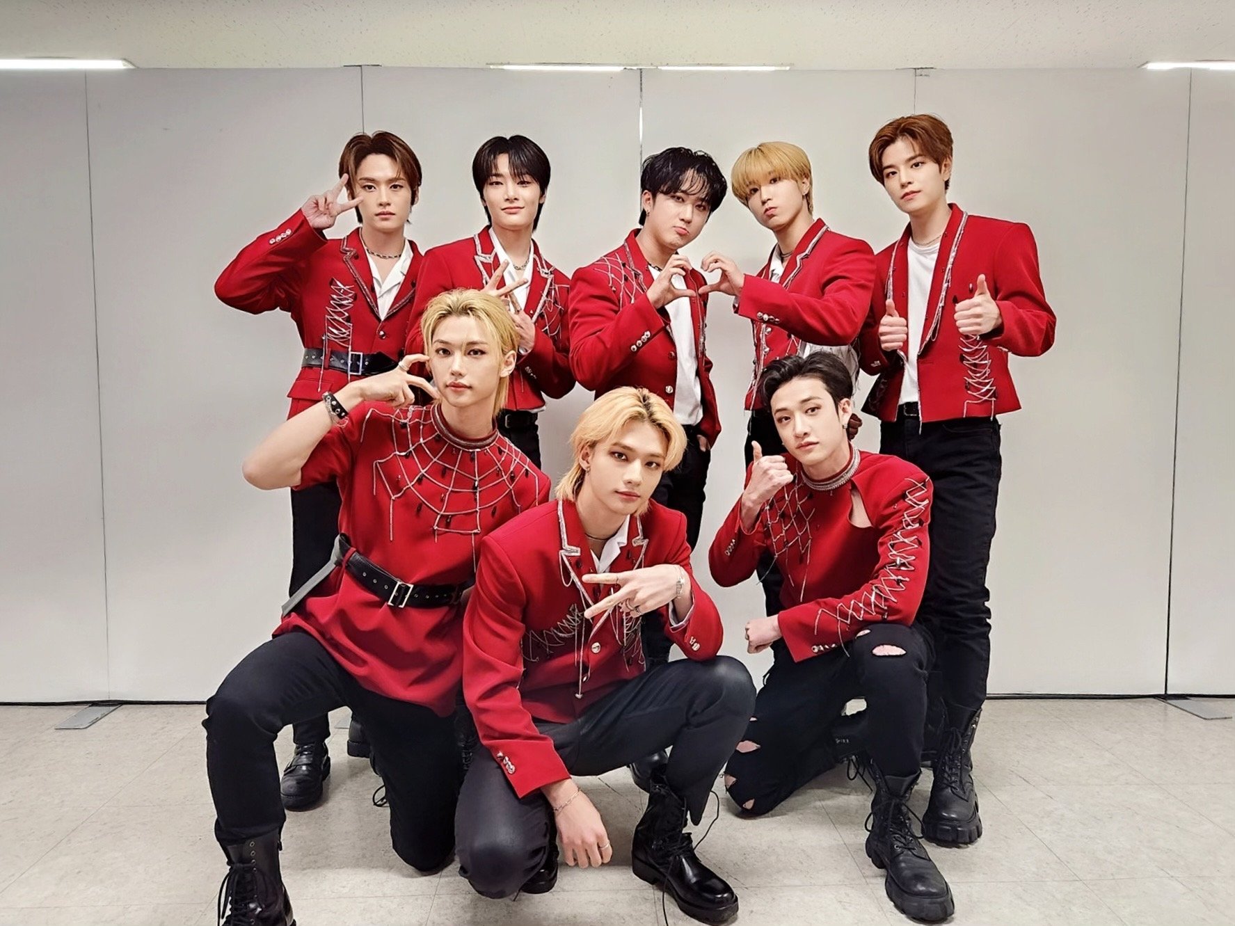 Stray Kids Chart Data on Twitter: "🇯🇵 @Stray_Kids have now spent a total of 50 weeks on the ...