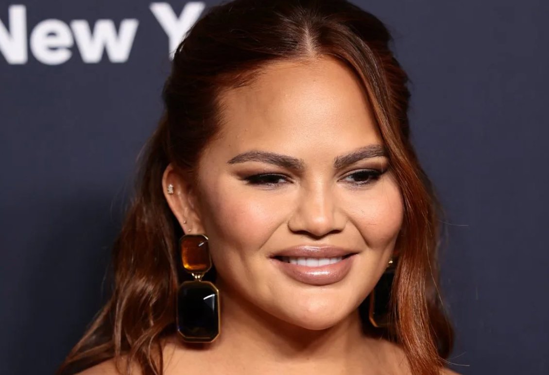 Sports Illustrated Swimsuit On Twitter Can Always Count On Chrissy For Breaking Down The Mom