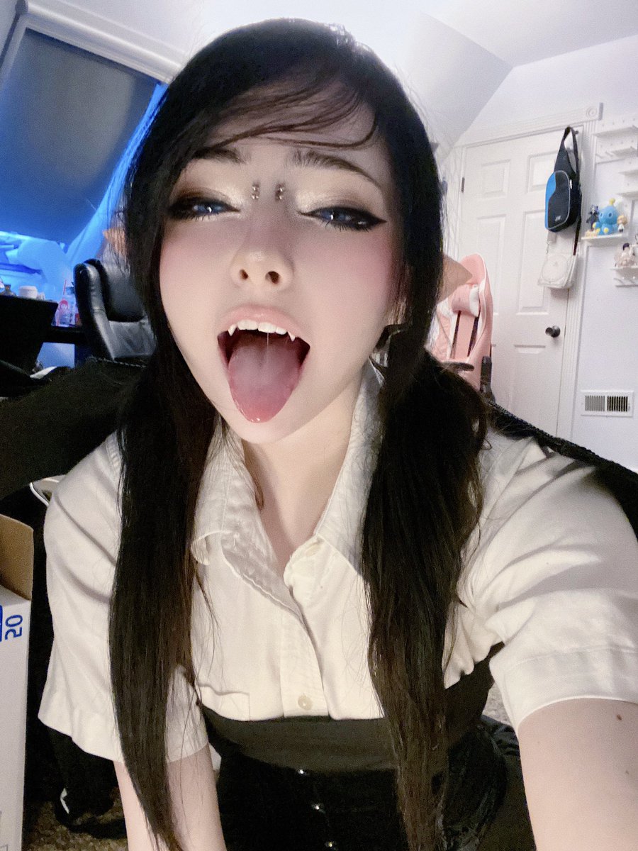 ა clione chan ໒꒱ ‧₊˚ (@boople__snoot) さんのコスプレ作品まとめ (40 件) - Twoucan