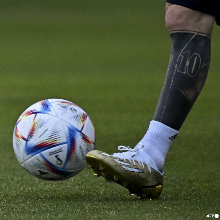 Invictos On Twitter La Zurda Divina Del Mejor Futbolista De Toda La