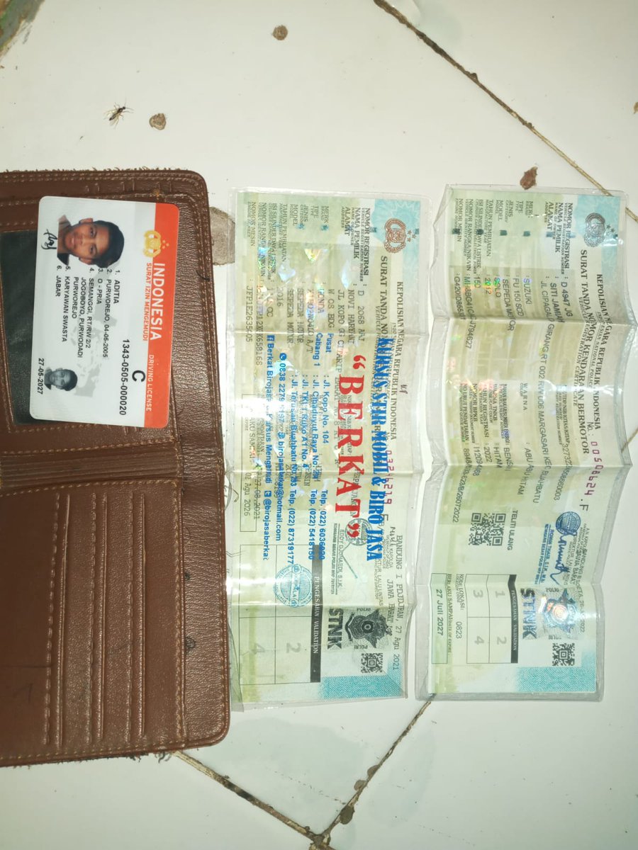 dom on Twitter: "Mendakan dompet sareng STNK bilih Aya NU kenal"