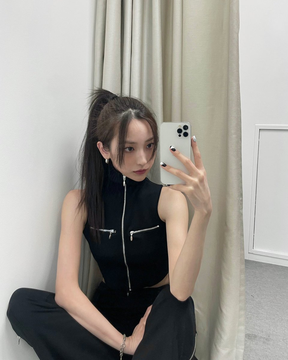 MELT THE LADY 04/01 発売🤍 aya @aya961109