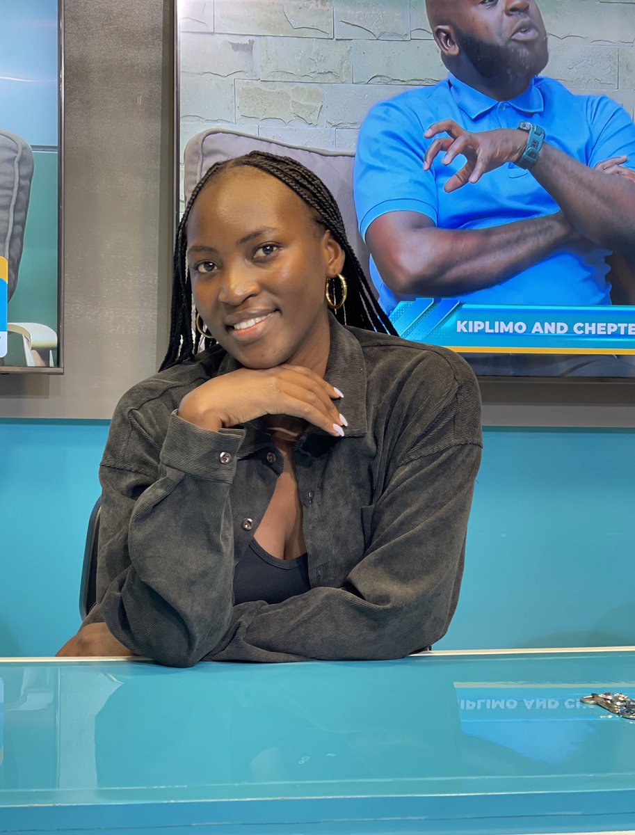 Lily Love💖🦋 on Twitter: "RT @omwiisiki: A smile to warm up your morning 🤗"