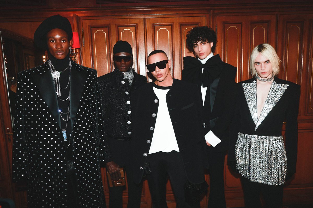 (slow🤩) ทรายมุ้งมิ้ง🐰 on Twitter: "Patrick 💕💕 PATRICK BALMAIN PFW #PatrickxBalmainFW23 #แพทริค ...