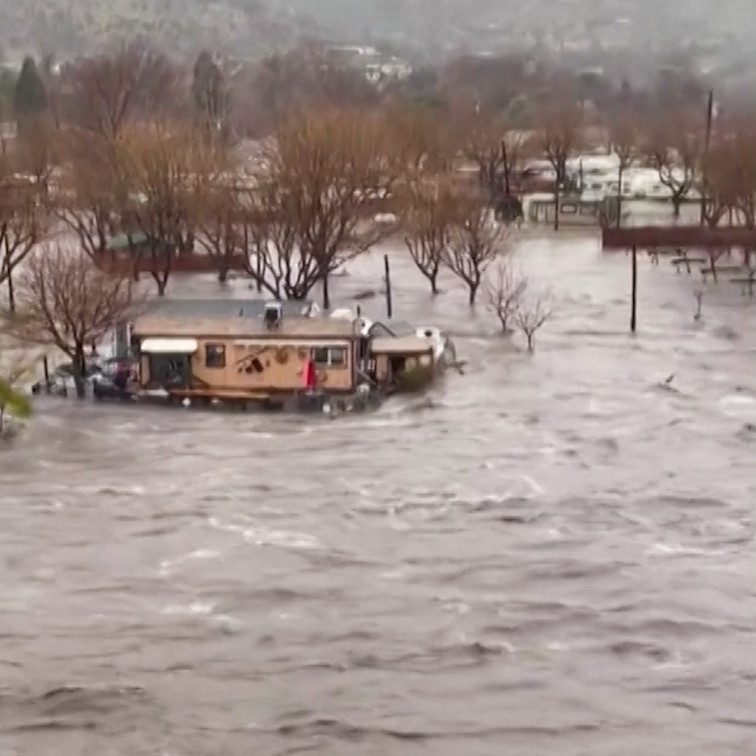 DW News on Twitter: "A meteorological phenomenon dubbed a 'Pineapple Express' has hit California ...