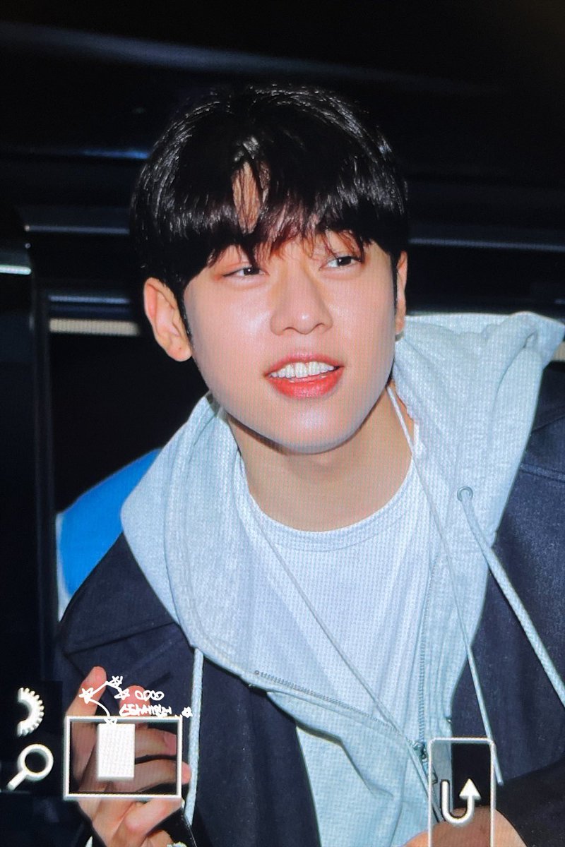 DONGHYUN THAILAND on Twitter: "RT @StarSailor_0917: 230312 #AB6IX #에이비식스 #김동현 #동현 #동현이의_가장_가까운 ...