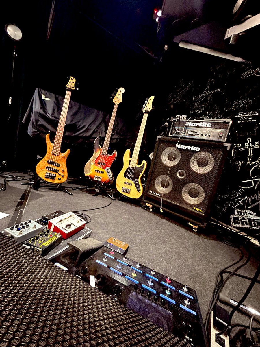 DEZOLVE【公式】 on Twitter: "6th Album『CoMOVE』Release Live Tour 2023 ツアー3日目 京都 RAG お越しいただいた方、本当に ...