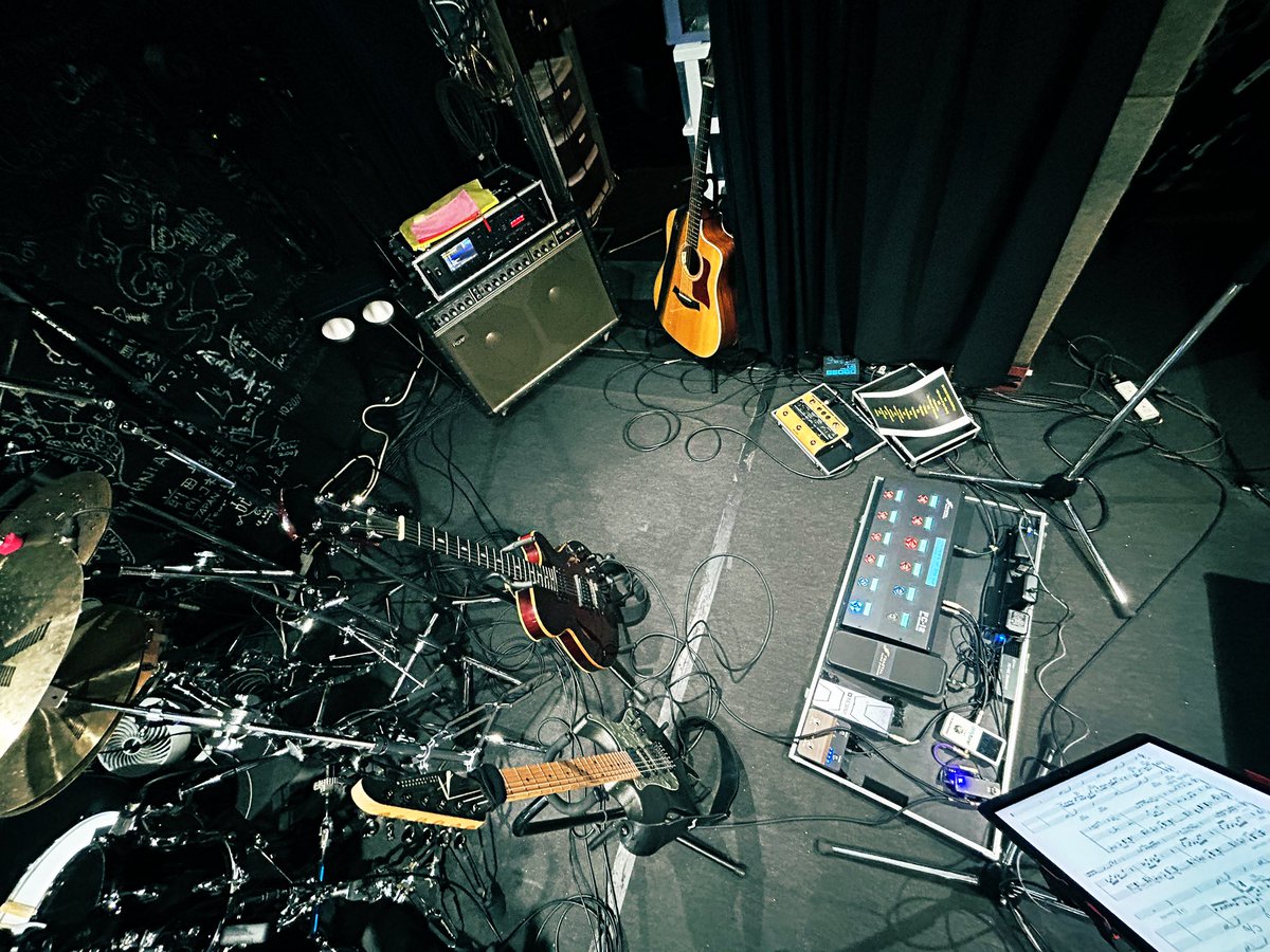 DEZOLVE【公式】 on Twitter: "6th Album『CoMOVE』Release Live Tour 2023 ツアー3日目 京都 RAG お越しいただいた方、本当に ...