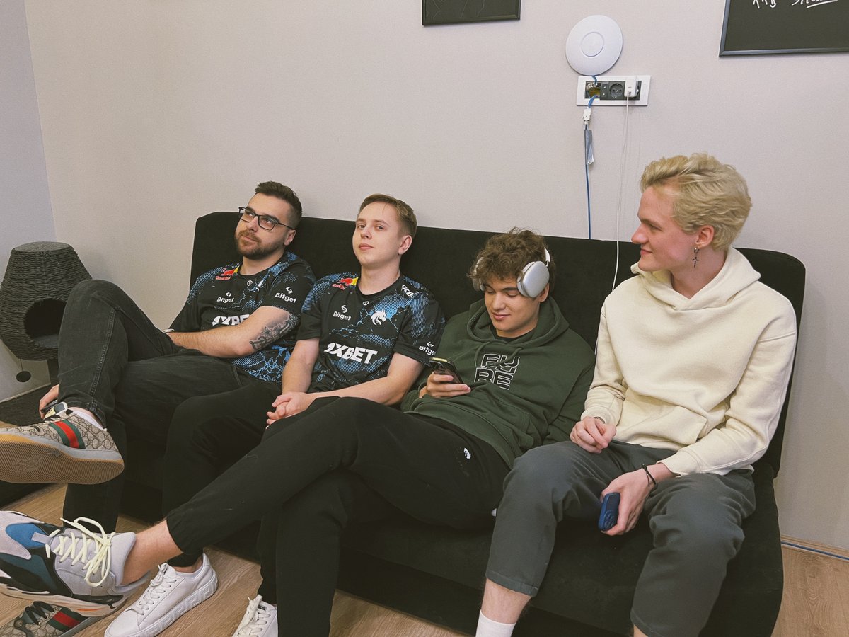 Team Spirit On Twitter Our Cs Go Roster Will Play At Esl Pro League