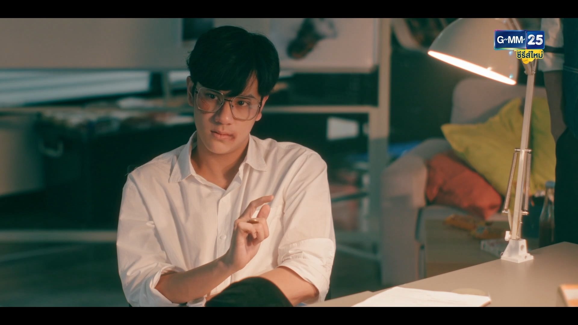 นนนไดอารี่ 📚 On Twitter นั่งควงเหรียญเท่ๆ 😎 Umgseriesep1