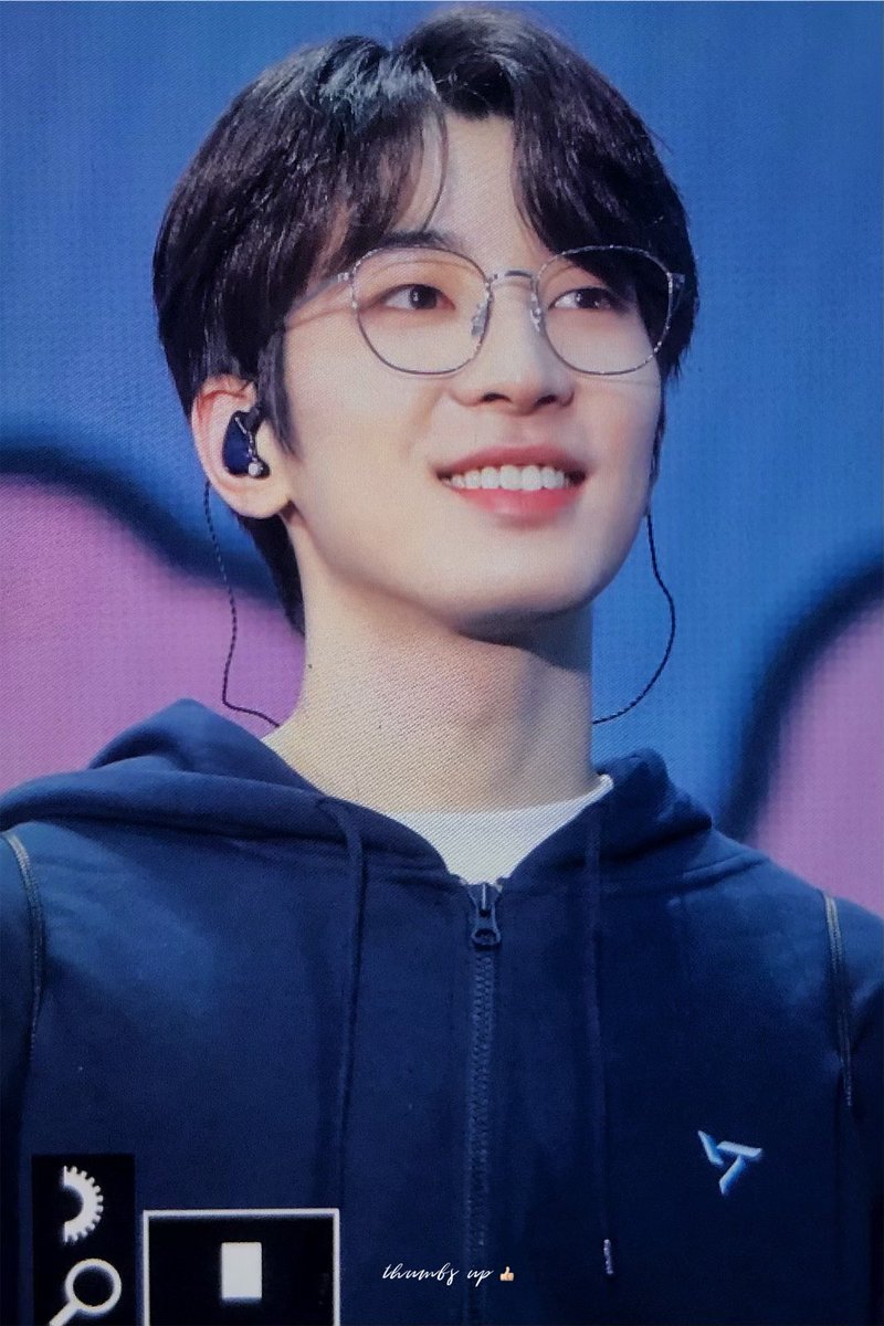 ᴛʜᴜᴍʙs ᴜᴘ ₇₁₇ on Twitter: "[pre]230312 캐럿랜드 DAY3 #세븐틴 #SEVENTEEN @pledis_17 #원우 #WONWOO #ウォヌ"