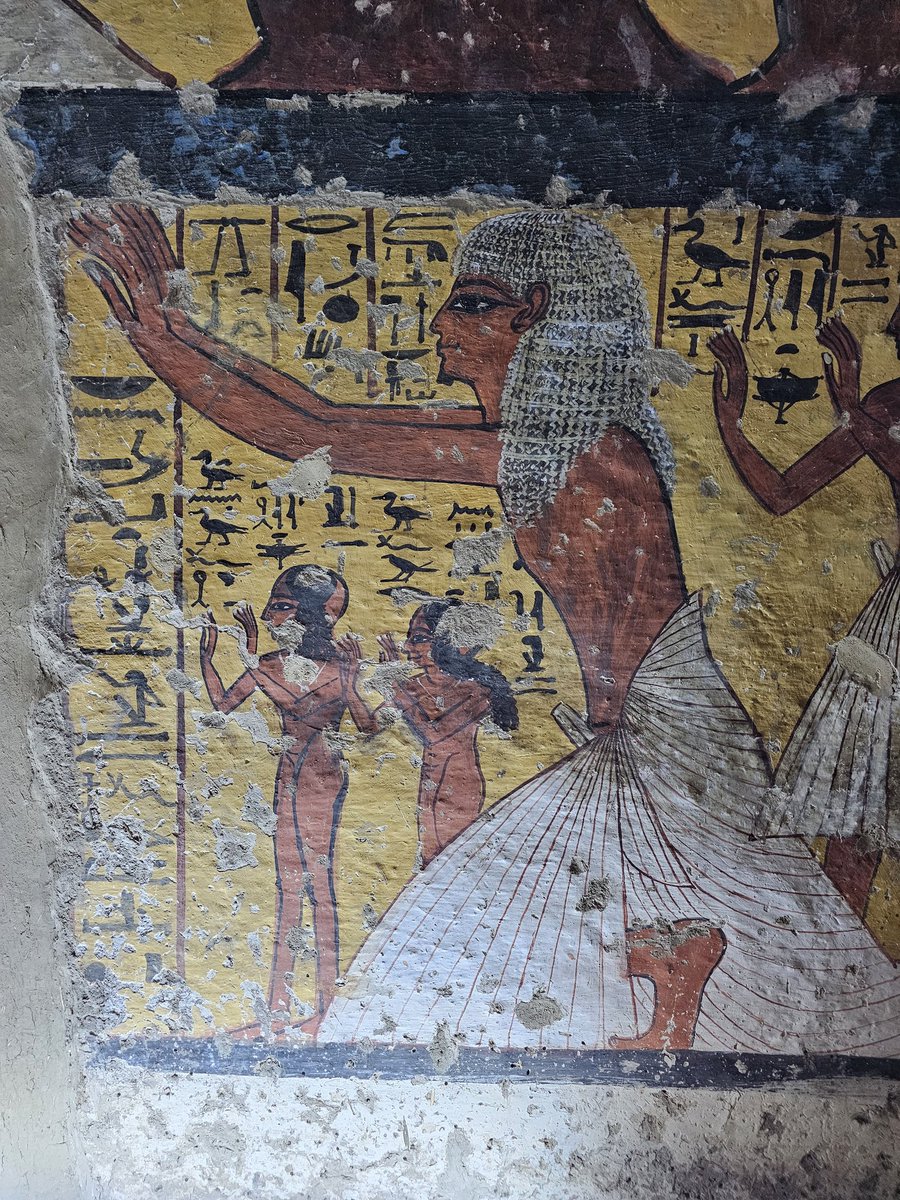 Dr. Peter J Brand on Twitter: "3/ family members, including elderly ones with white wigs"