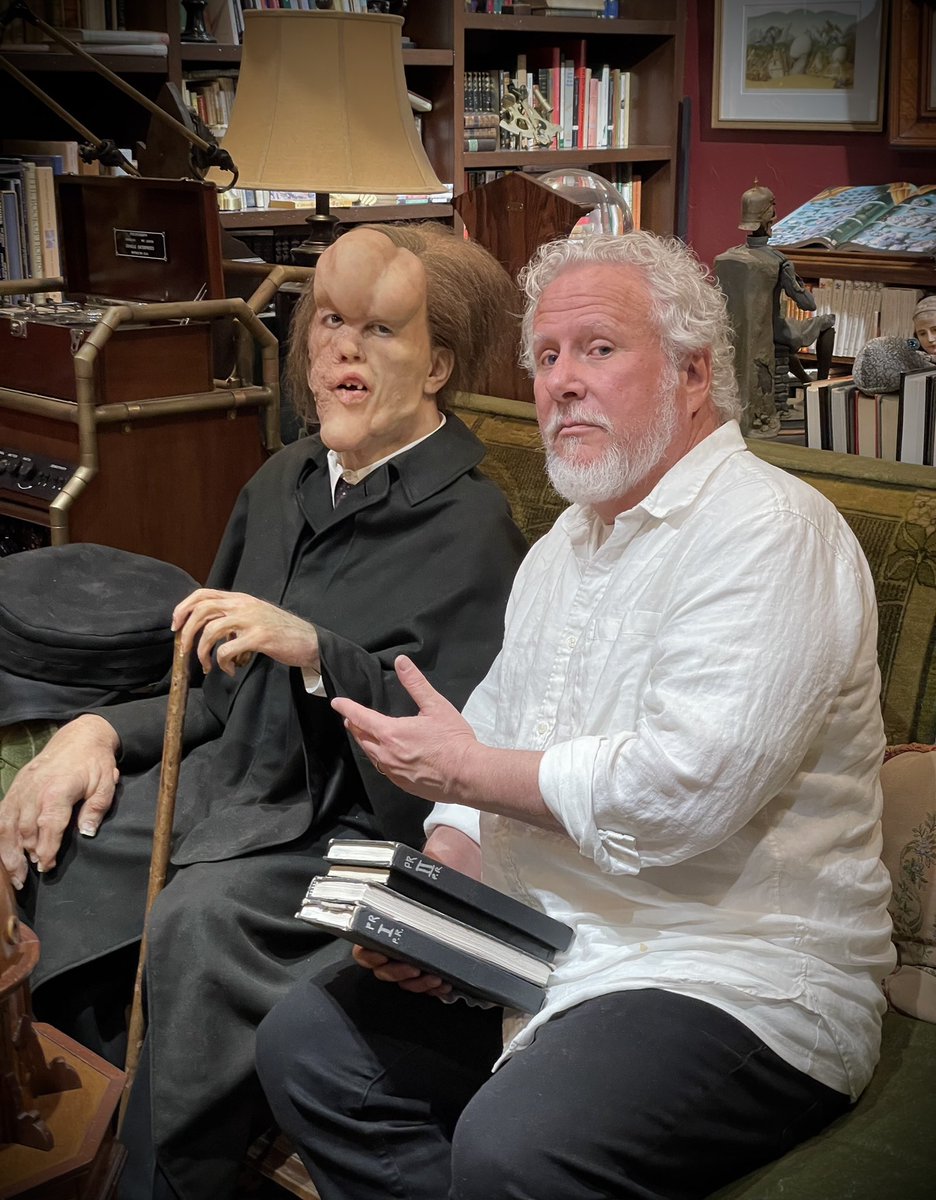 Best Oscar party I went to this weekend - I got to hang with former nominee John Merrick! Larry ...