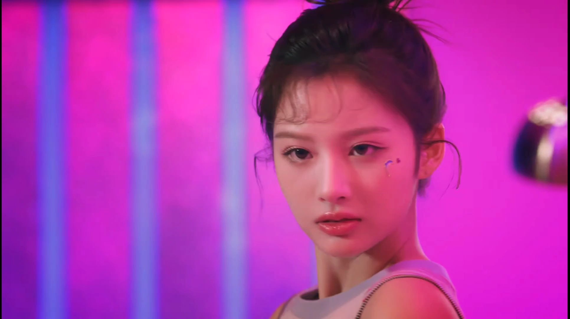 xoxo on Twitter: "Knetz react to 'Young, Dumb and Stupid' by @NMIXX_official "Haewon's part is ...