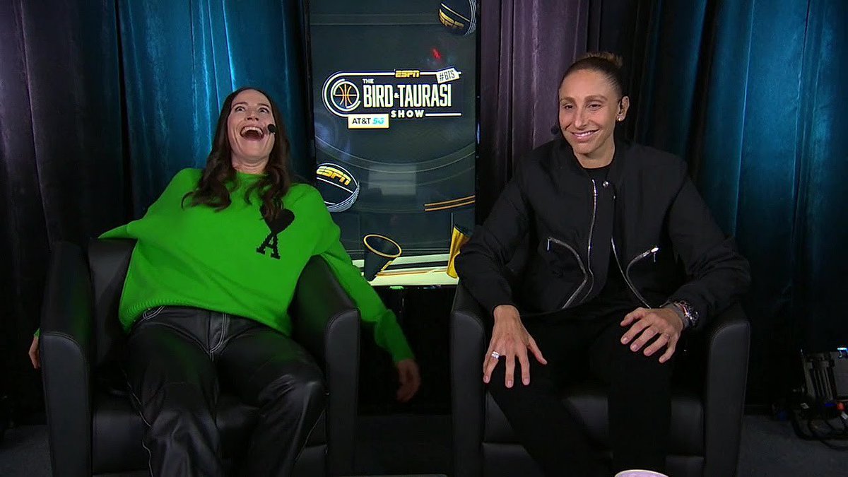 UConnWBBy90 on Twitter: "Hell yeah! 🍻"