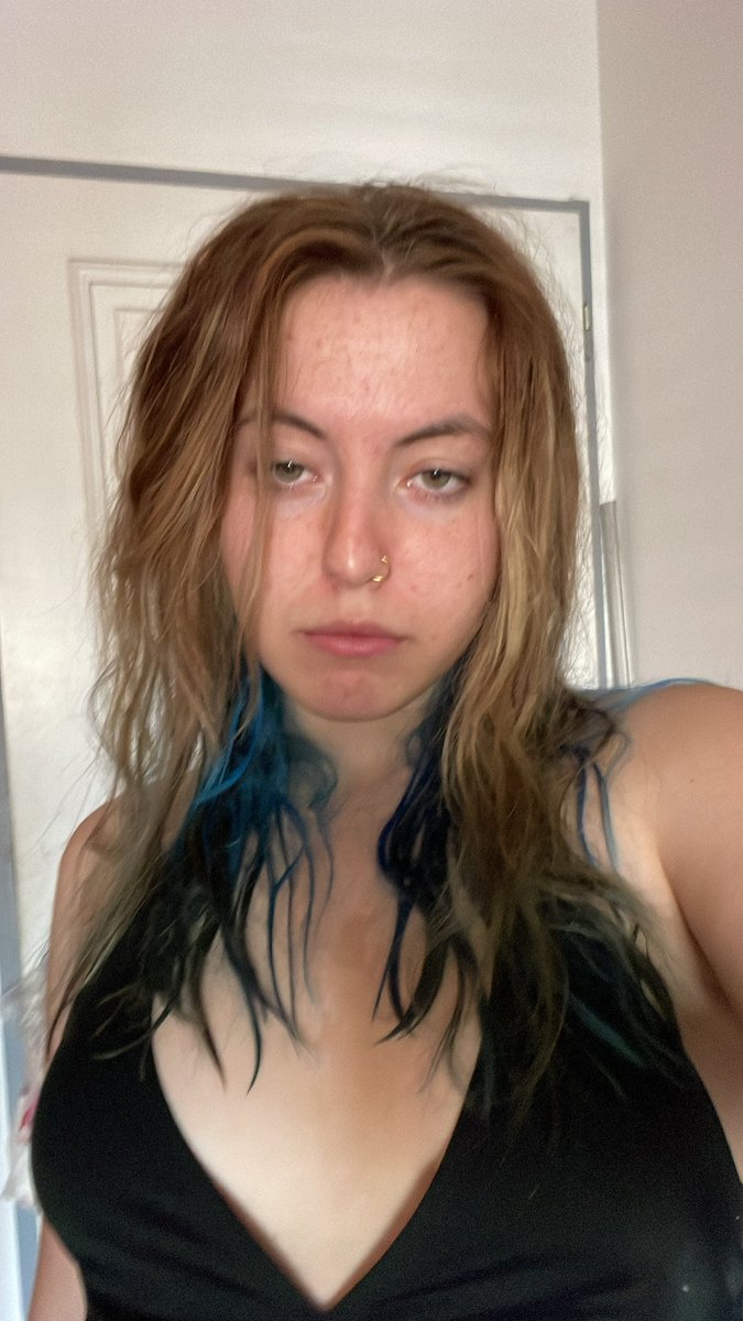 celes ⭐️⭐️⭐️ on Twitter: "podrian tranquilamente castearme de manic pixie dream girl"