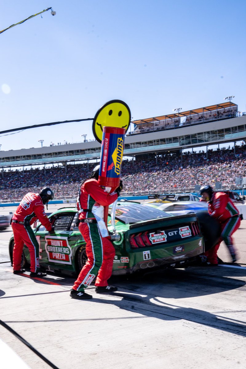 A solid stop puts the No. 4 in P2. NASCAR @nascar