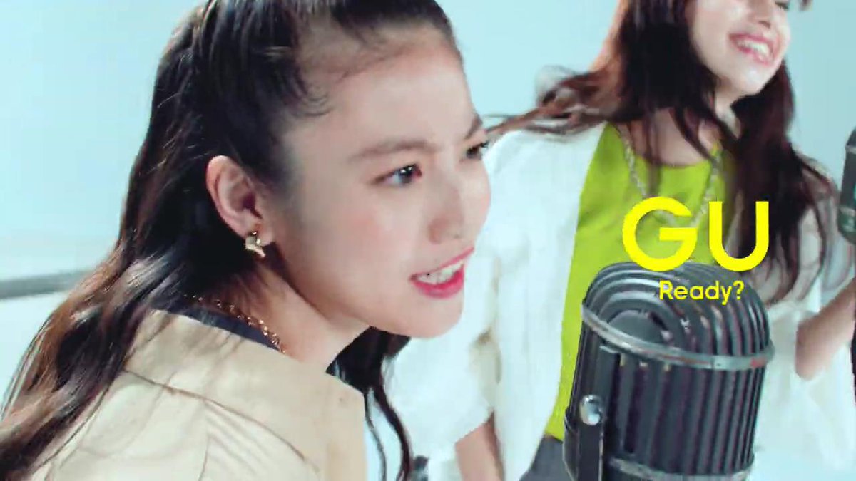 動画NOW on Twitter: "中条あやみ 今田美桜 が出演する GU のCM 「LOW WAIST／ビジリアン・ビコシアン」篇 https://douganow.jp/archives ...