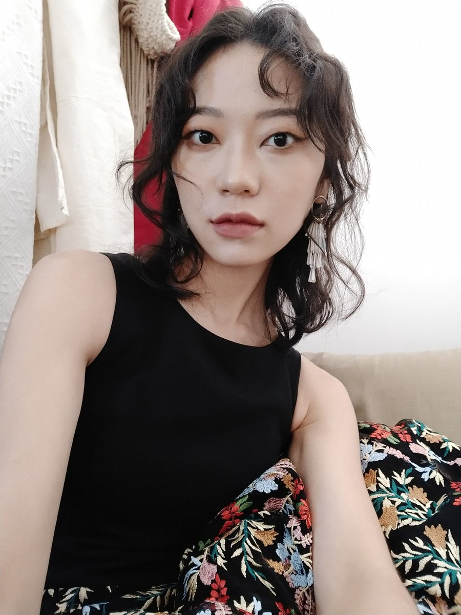 麻豆女神 蘇清歌 On Twitter 偶爾來點日系復古的感覺~ 喜歡這個造型的我嗎🖤 麻豆传媒 麻豆tv