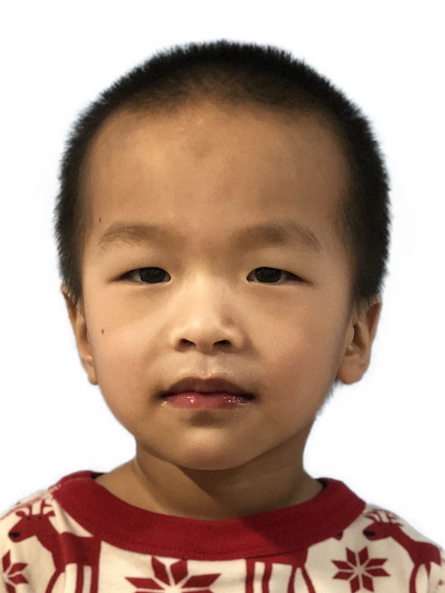 这两天被中国护照和旅行证照片折腾的够呛，各种App和网站都试了老是检测不通过，最后还是自己PS搞定了。... - 宝玉 | Rattibha