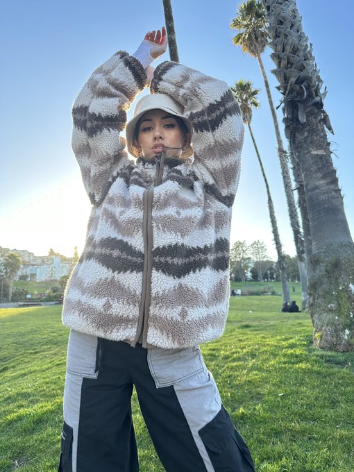 TW Pornstars - Lexi (MisoLexi). Pictures and videos from Twitter.