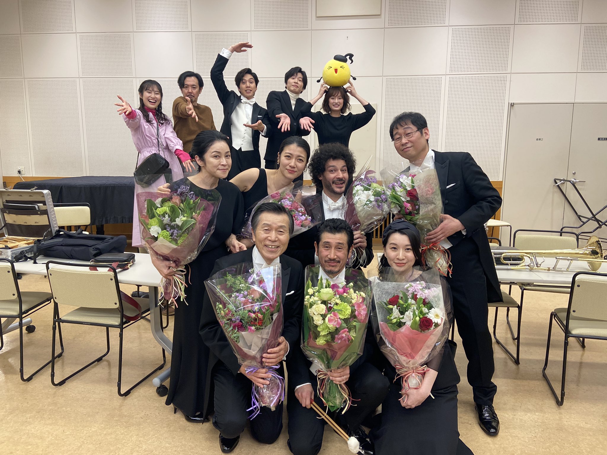 リバーサルオーケストラ【公式】最終回3月15日夜10時放送 水曜ドラマ On Twitter ㊗️瀧内公美 さん 渋川清彦 さん 濱田マリ さん 前野朋哉 さん 行平あい佳 さん