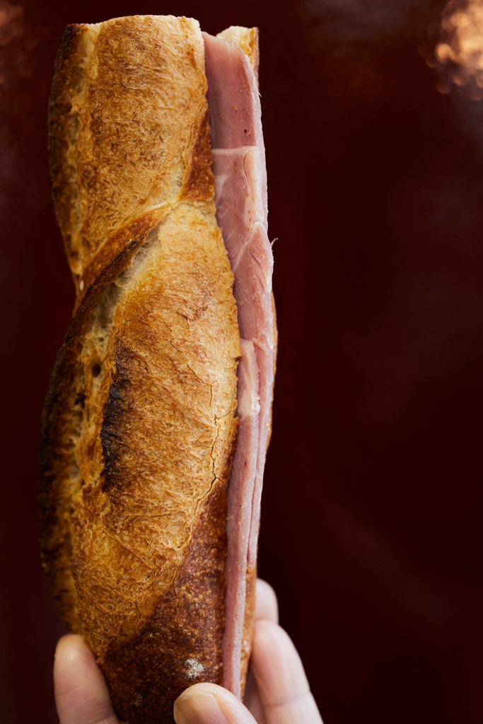 dancyu_mag on Twitter: "dancyu4月号「ハムのチカラ／春は、天ぷら。」は絶賛発売中です！ 都内屈指のブーランジュリー「VIRON」ではどんなハム、どんなバターを ...