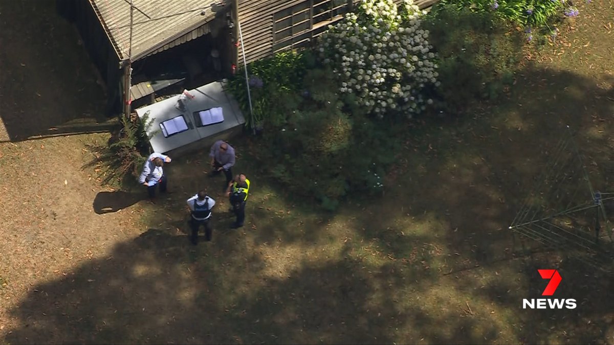 7NEWS Melbourne on Twitter: "BREAKING: A man has been airlifted to hospital with life ...