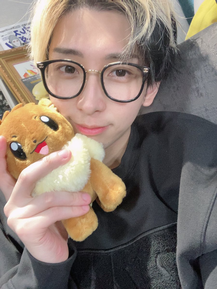 りんごめがね😈⚡️🍏🌚 りんご On Twitter ほんっっっっまにかわいいい 最近の写真アプリなんですか…?? 加工きつすぎなくて