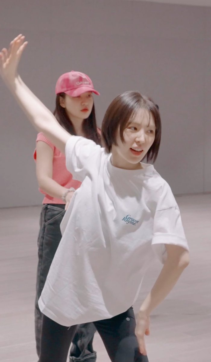 Wendy Leave Sm On Twitter Wendy Fans Eating Good 8696