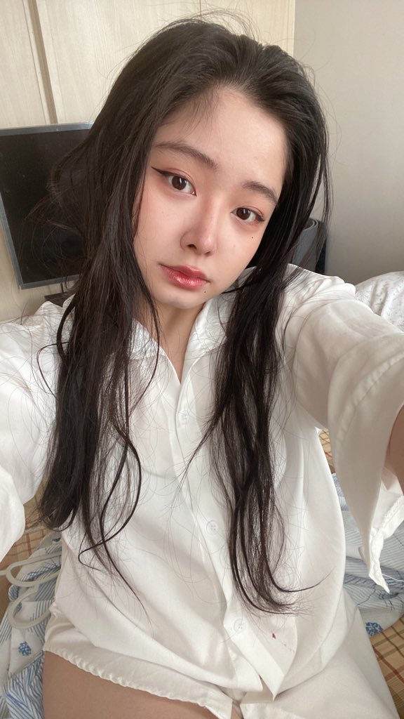 Jillian Santos on Twitter: "Twitter exclusive?!"