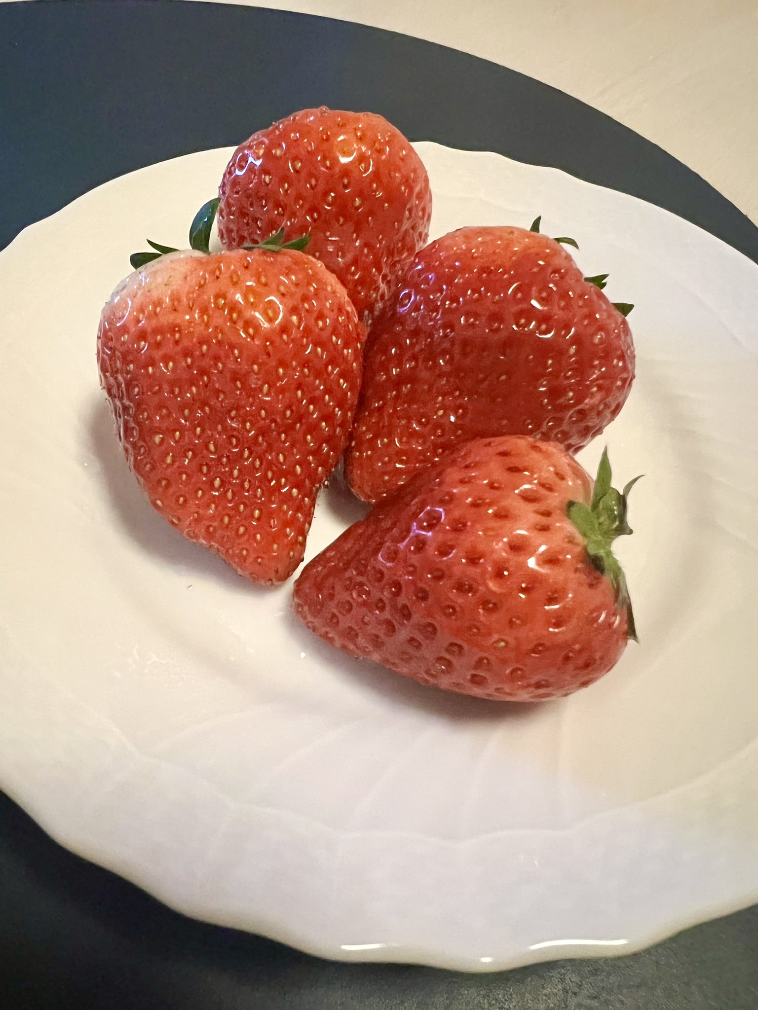 内田侑希/ Yuki Uchida on Twitter: "以前の振返り放送で気に入った「とちあいか」🍓 珍しくみかんではなく、いちごを選んだ🤭 https://t.co ...