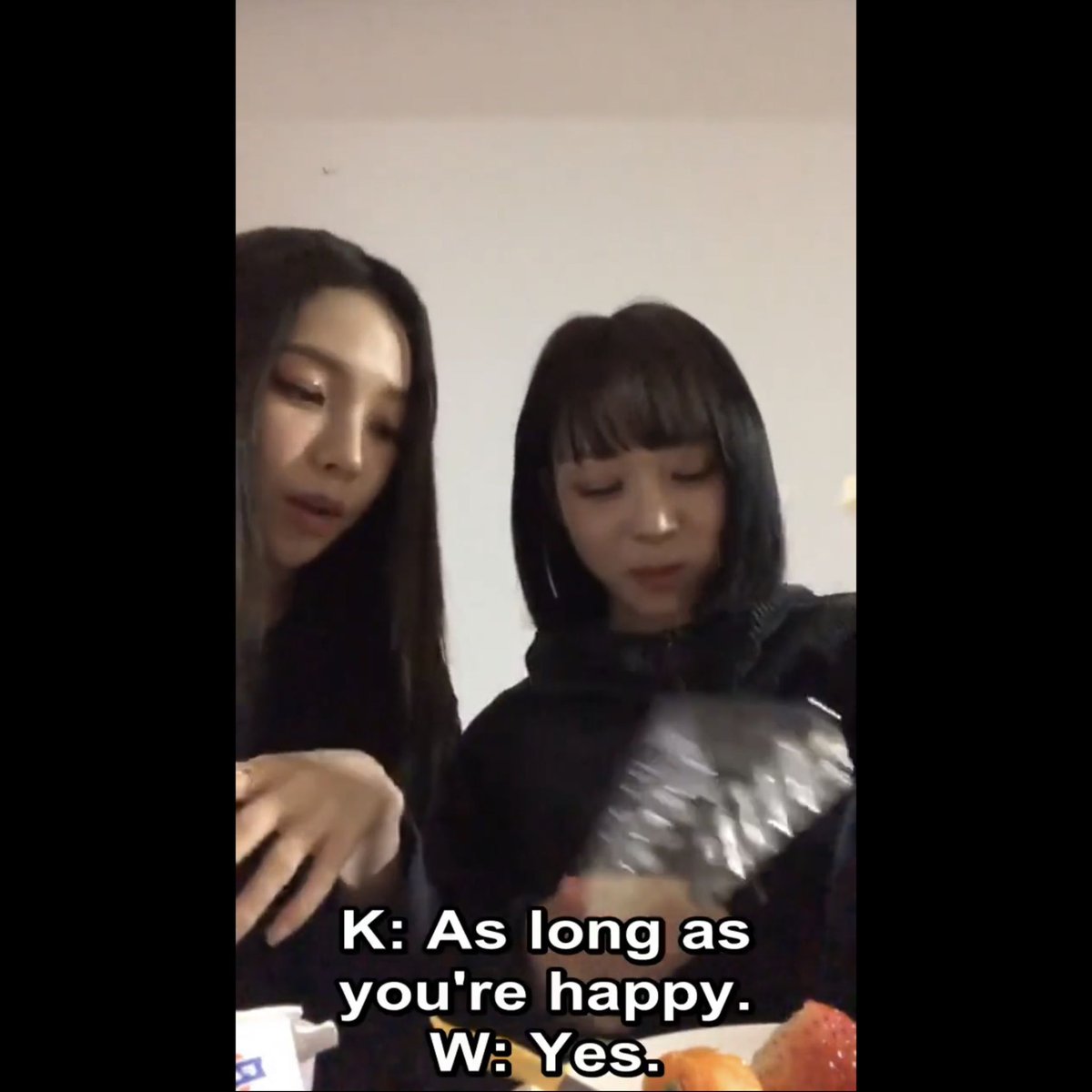 Dwin On Twitter Rt Yoonyusj Winter Does Something Goofy ๐ As