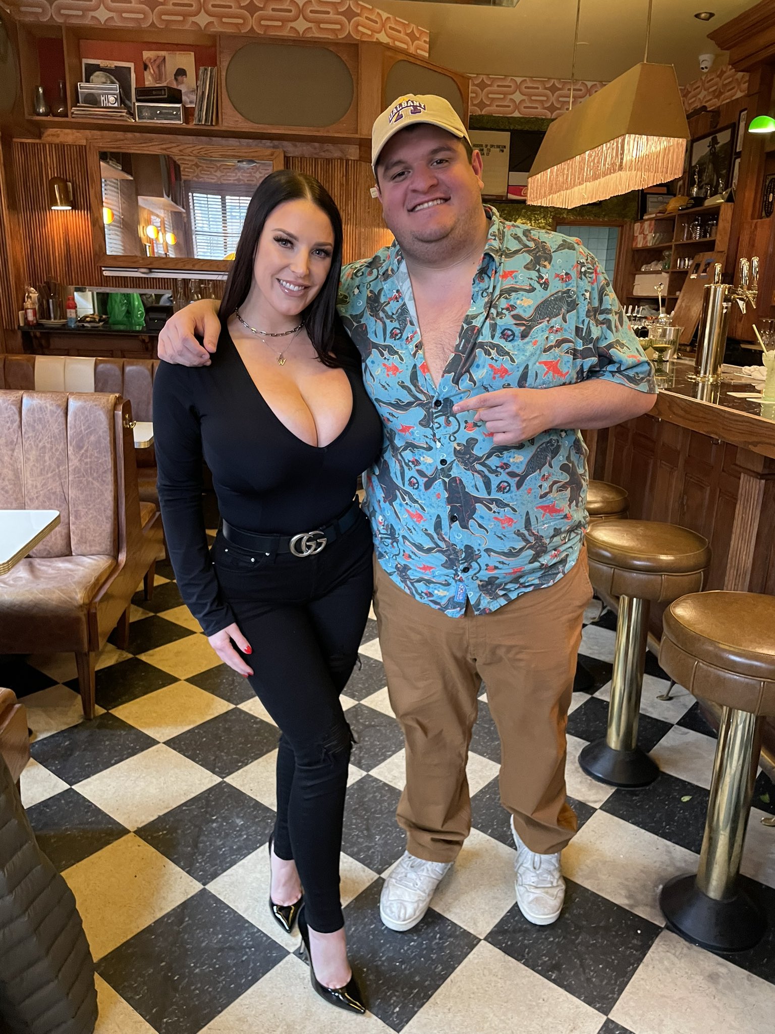 ANGELA WHITE on Twitter: "RT @Glenny_balls: MASSIVE day in the history of @OnlyStansShow. The ...